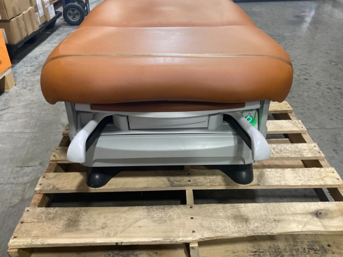 Midmark Model 626-001 Exam Bed - Operational At Time of Auction for sale