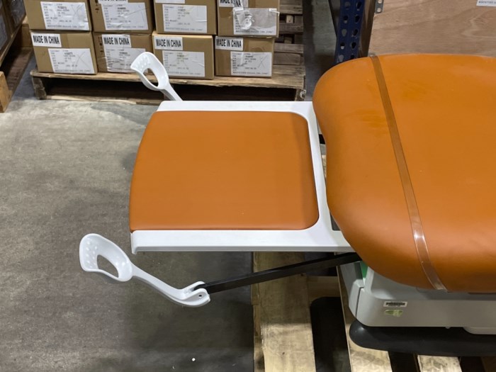 Midmark Model 626-001 Exam Bed - Operational At Time of Auction for sale