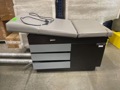 Midmark Ritter 100 Exam Bed for sale