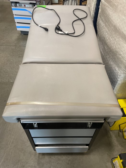 Midmark Ritter 100 Exam Bed for sale