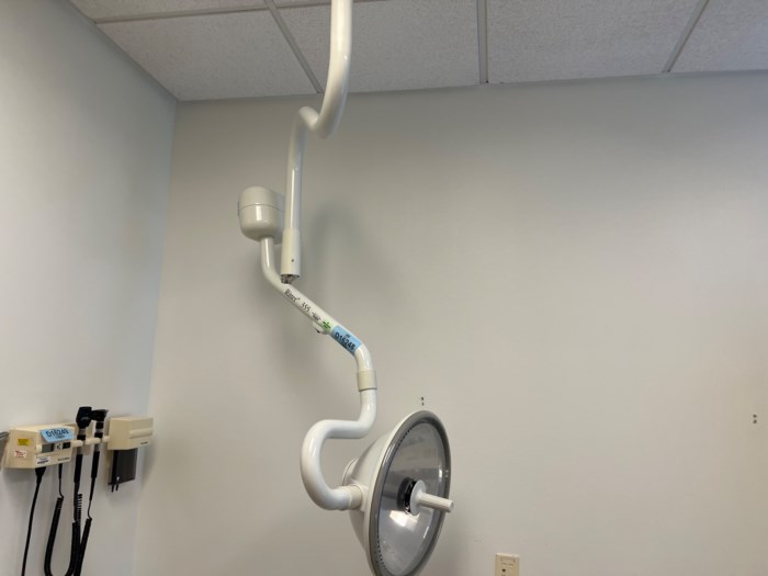 Midmark Ritter 355 Surgical Light - NC2.218 for sale