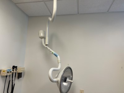 Midmark Ritter 355 Surgical Light - NC2.218 for sale