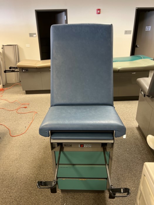 MidMark Ritter exam bed model #104 for sale