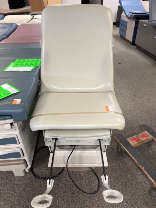 MidMark Ritter Exam Bed Model #222 for sale