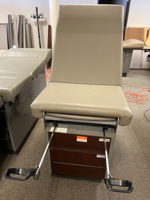 MidMark Ritter exam bed model#100 for sale