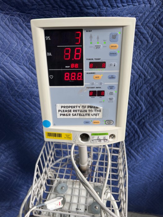 Mindray Accutorr plus Datascope for sale