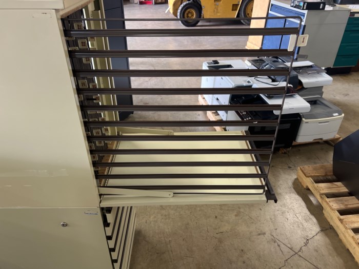 Multiplex Model: 4010 MultiPlex Display Fixture Co. for sale