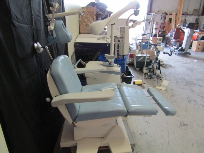 Neuronetics NeuroStar 81-00900-000 TMS Therapy System Machine w/ Chair ...