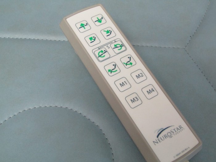 Neuronetics NeuroStar 81-00900-000 TMS Therapy System Machine w/ Chair ...