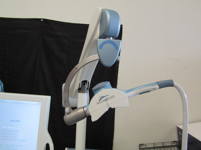 Neuronetics NeuroStar 81-00900-000 TMS Therapy System Machine w/ Chair ...