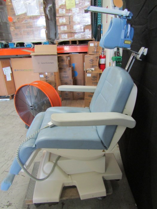 Neuronetics NeuroStar 81-00900-000 TMS Therapy System Machine w/ Chair ...