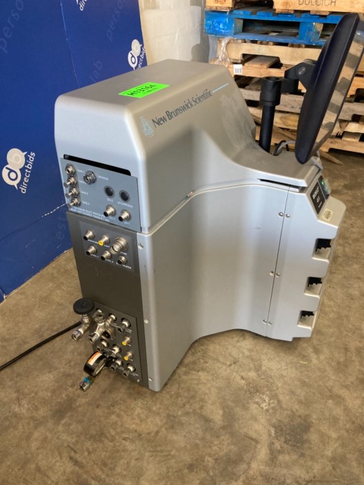 New Brunswick Scientific Bio Flo 415 Fermentor for sale