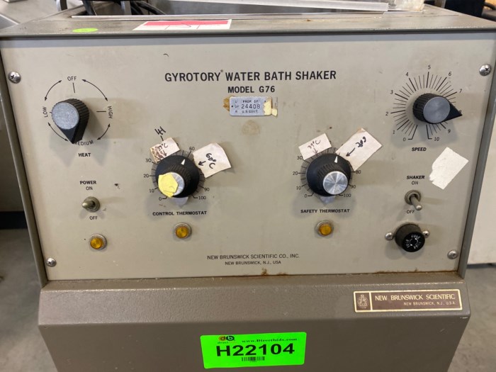 New Brunswick Scientific Gyrotory Water Bath Shaker Model G76 for sale