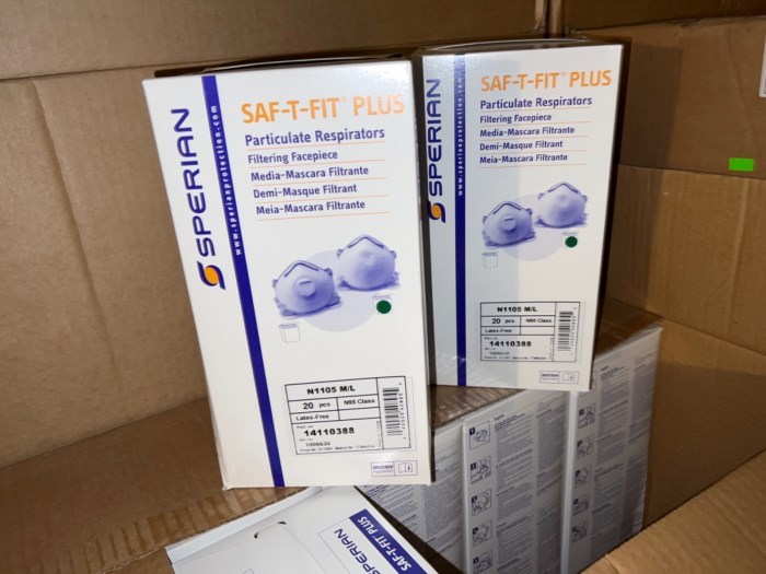 New lot of (10) boxes of Sperian Saf-T-Fit Plus N95 Masks and Particle ...