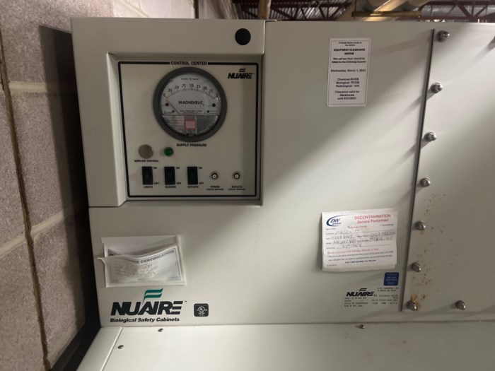 Nuaire Model: NU 603.430 Biological Safety Cabinet w/ Stand for sale