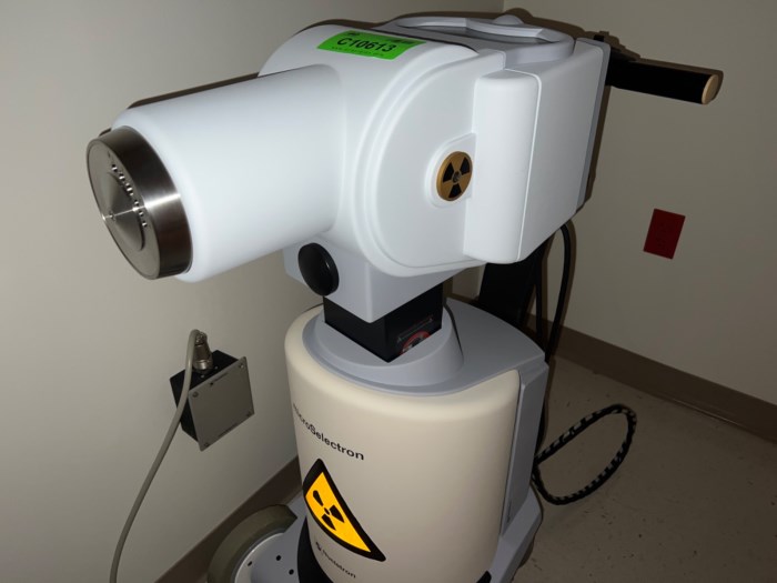 Nucletron microselectron for sale