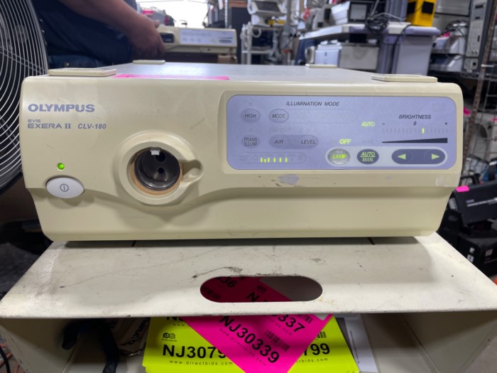 Olympus Evis Exera II CLV-180 Xenon Light Source for sale
