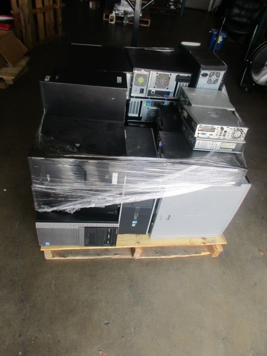 Pallet of 24 Computers for sale