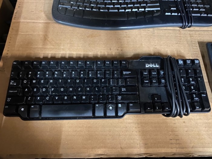 Pallet of Approximately (495) USB Computer Keyboards for sale