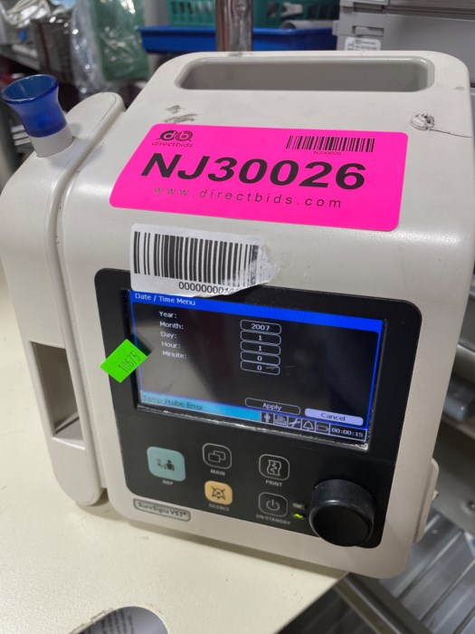 Philips SureSigns VS2+ Vital Signs Monitor for sale