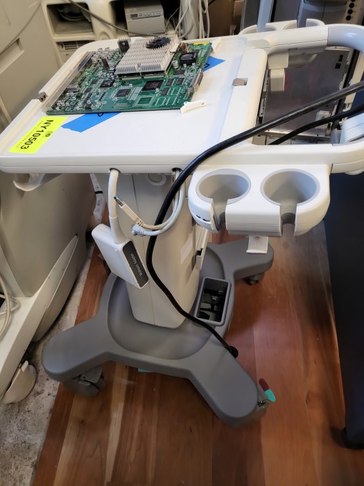 Philips Ultrasound Cart for sale