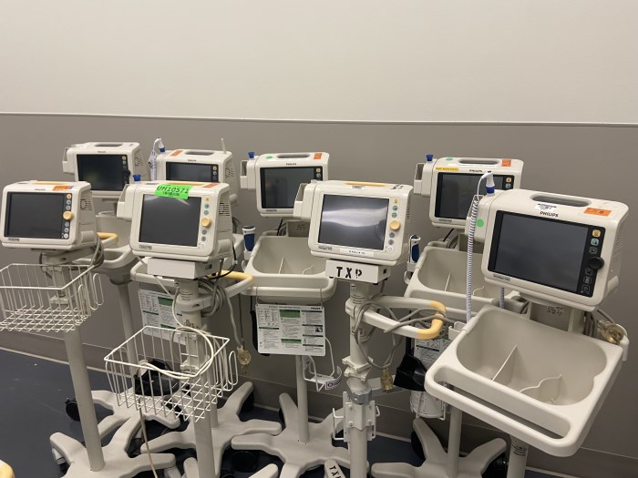 Philips VS3/VS4 Vital signs Monitors for sale