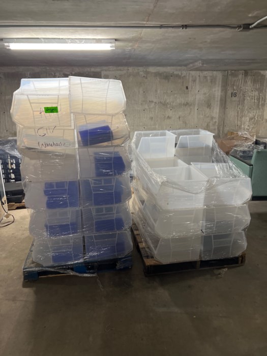 Plastic Containers for sale