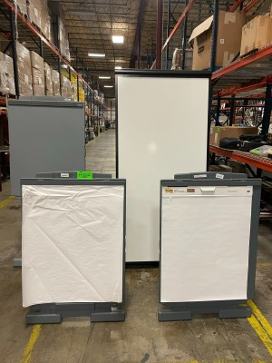 Presentation Easels with Rollable Dry Erase Bulletin Board *Lot of 4 ...