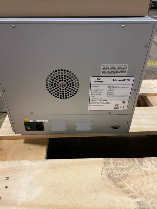 Promega Maxwell 16 Magnetic Particle Processor *Powered on at time of ...