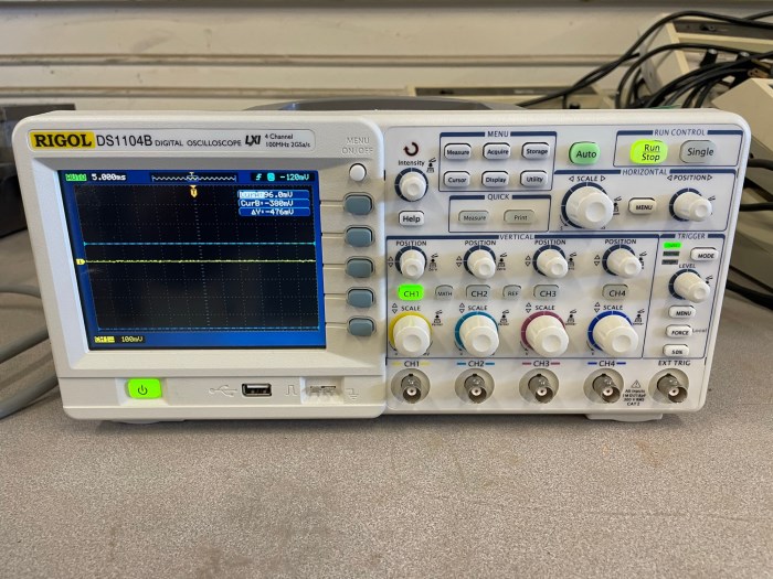 Rigol DS1104B LXI 4 Channel 100 MHz 2GSA/s Digital Oscilloscope for sale