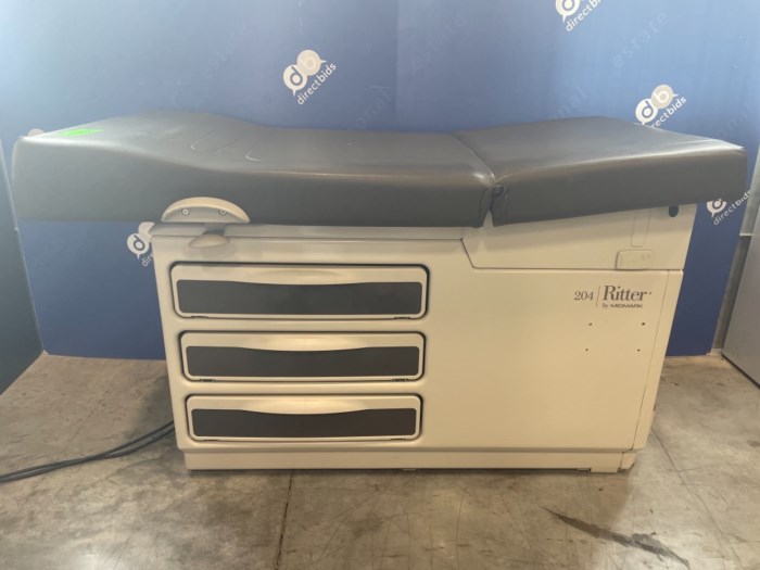 Ritter by Midmark 204 Exam Bed for sale