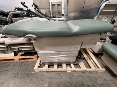 Midmark Ritter Model: 222-016 Examination Table for sale