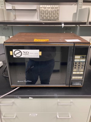 Samsung Classic Collection Microwave (B2-2.333) for sale