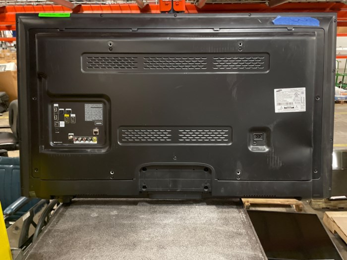 Samsung UN46H5203AF TV (Powered on at time of auction) for sale