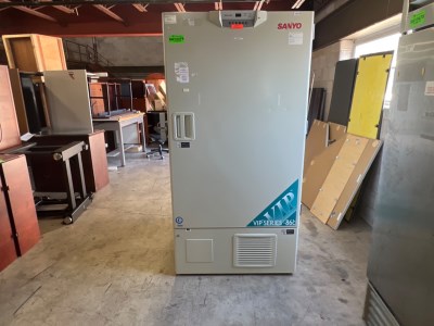Sanyo Model: MDF-U72VC Ultra-Low Temperature Freezer for sale