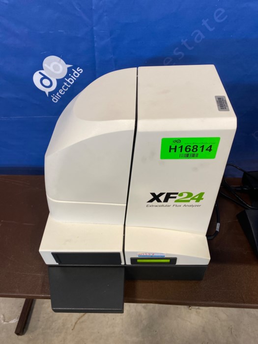 SEAHORSE BIOSCIENCE XF24 EXTRACELLULAR FLUX ANALYZER/W Monitor for sale