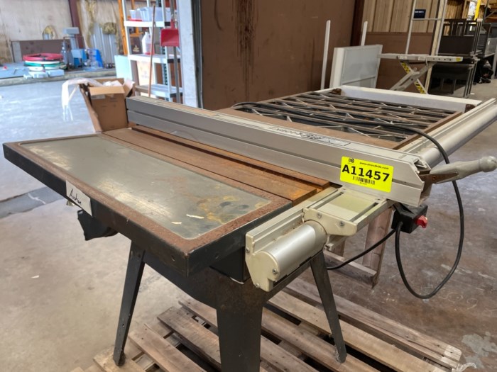 Sears Craftsman 10 Inch Table Saw for sale