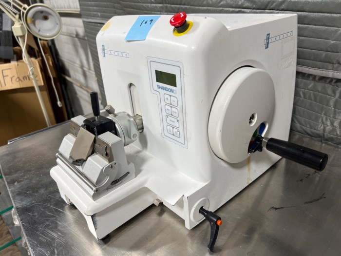 Shandon Finesse ME Microtome for sale