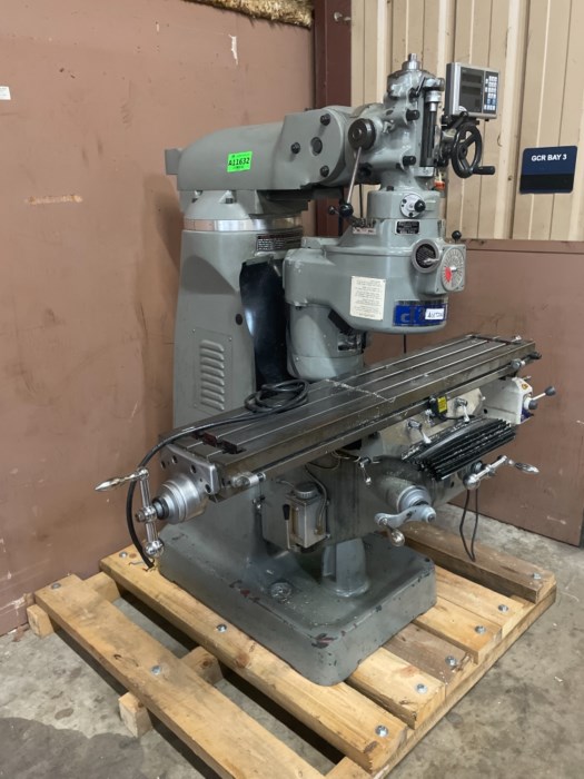 Sharp Brand Industrial Grade Variable Vertical Milling Machine for sale