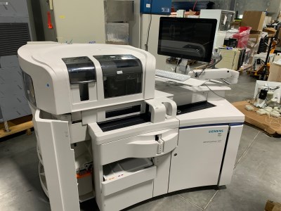 Siemens Advia Centaur XPT Immunoassay System for sale