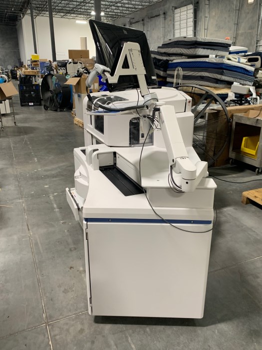 Siemens Advia Centaur XPT Immunoassay System for sale