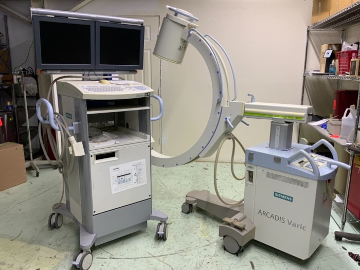Siemens Arcadis Varic C-arms for sale