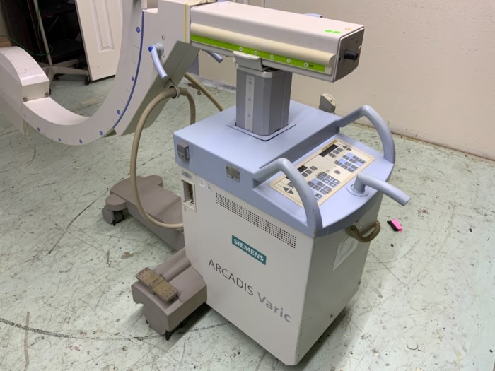 Siemens Arcadis Varic C-arms for sale