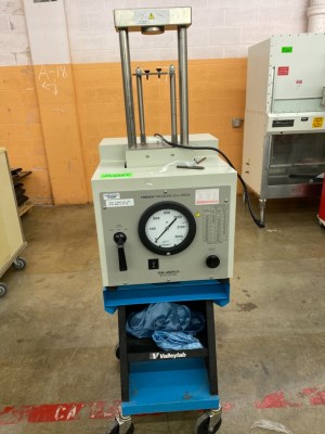 Sim-Aminco Spectronic Instruments French Pressure Cell Press for sale