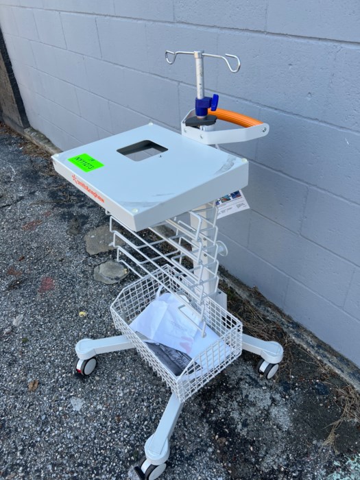 Smith & Nephew Versajet 2 Hydrosurgery Cart for sale
