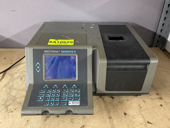 Spectronic Instruments Genesis 5 Spectrometer for sale
