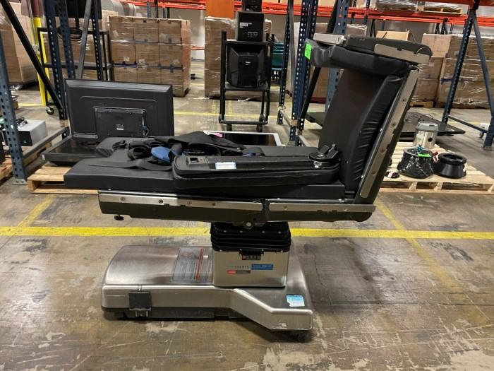 Steris Amsco 3085 SP Surgical Table for sale