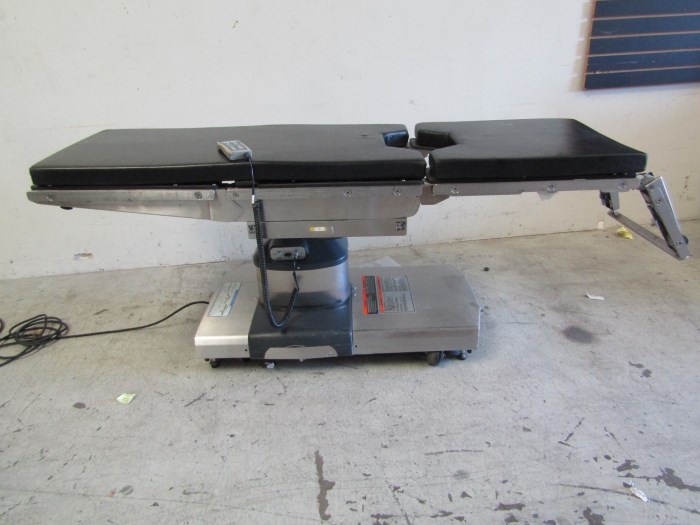Steris AMSCO 4085 Cmax C-Arm Surgical Table for sale