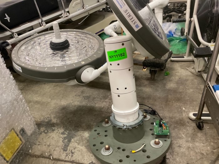 Steris Harmony LED585 dual Surgical Lights for sale