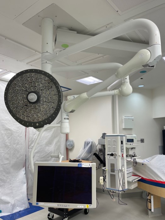 Steris Harmony LED585 3 Lights 2 Booms Included for sale